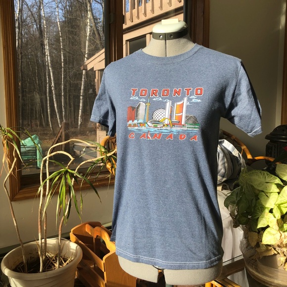 Tops | Vintage Tee Toronto Canada Skyline Cn Tower | Poshmark